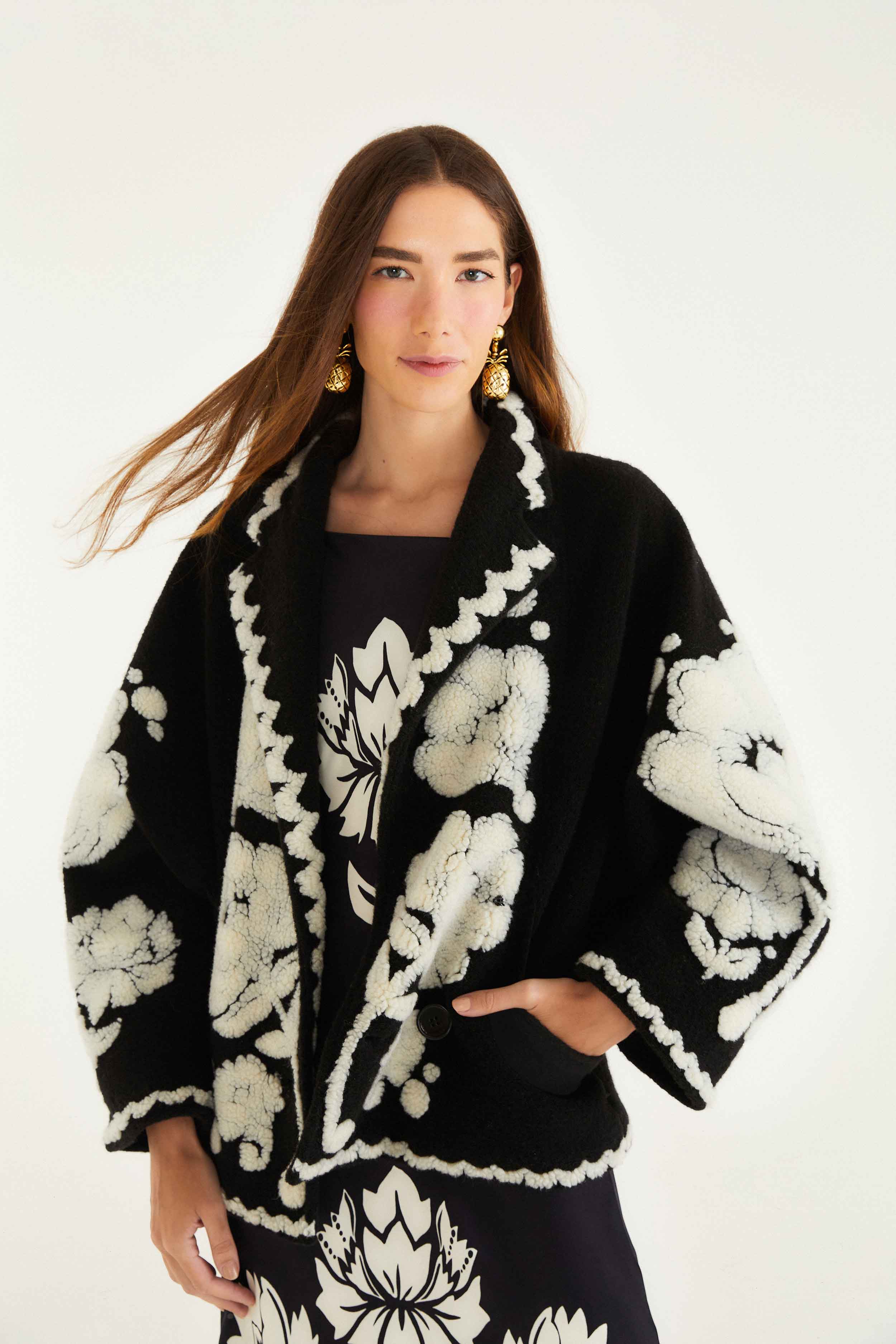 Black & White Floral Arabesque Fleece Coat | FARM Rio